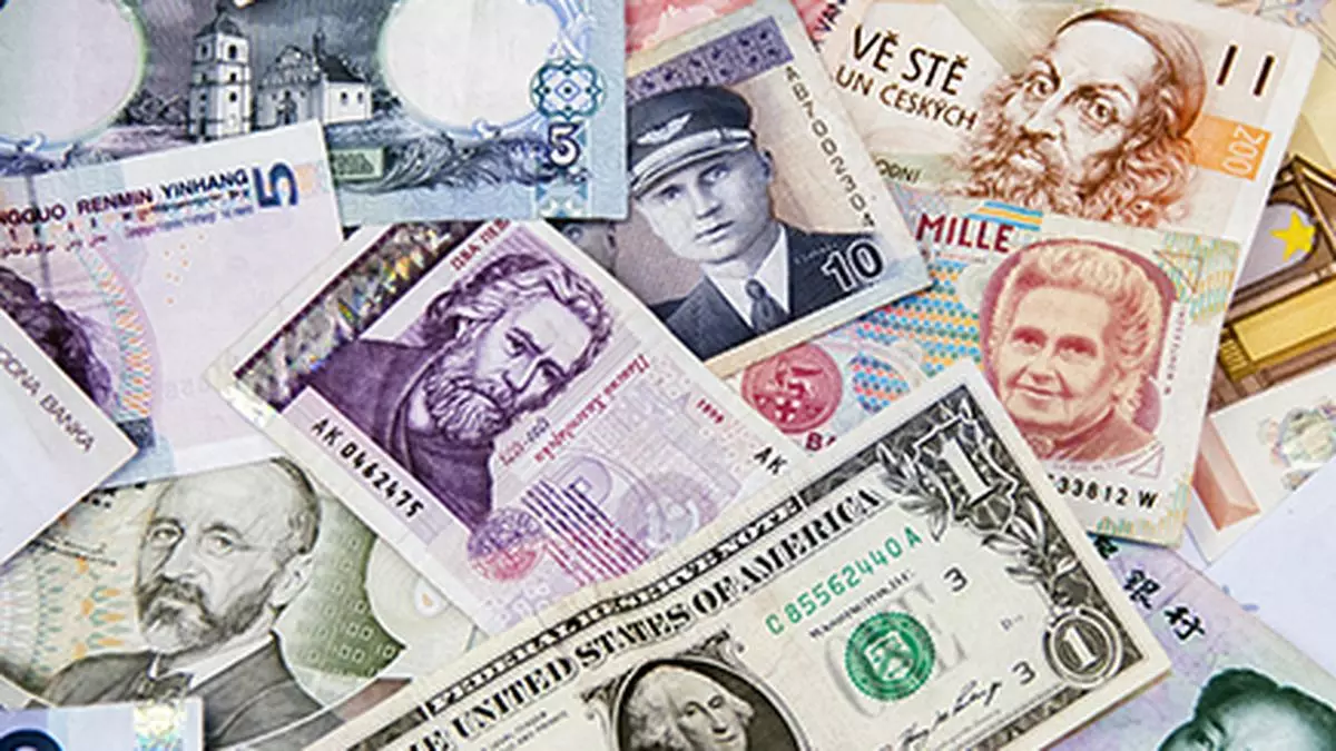 4. RBI raises interest rate ceiling on FCNR(B) deposits to attract ...